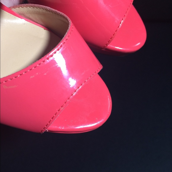 Liz Claiborne | Shoes | Liz Claiborne Salmon Pink Crisscrossed Heels ...
